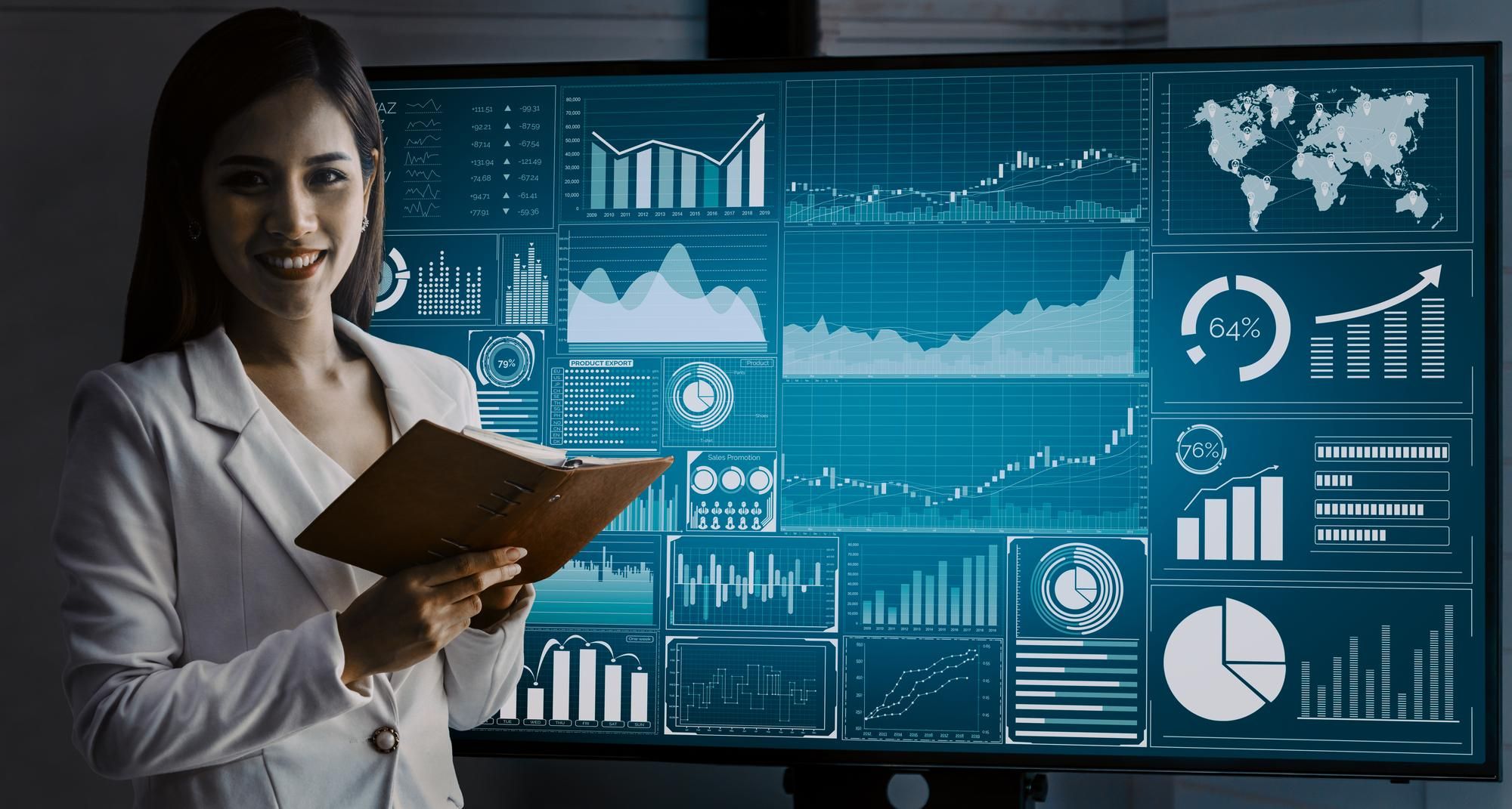 Visualize Better: A Practical Guide to Turning Data into Insight